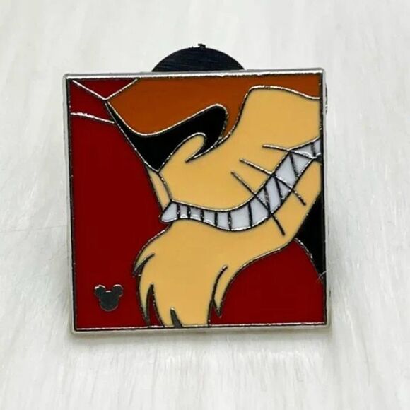 Disney | Jewelry | 525 Disney Smiling Villains Lion King Scar Pin ...